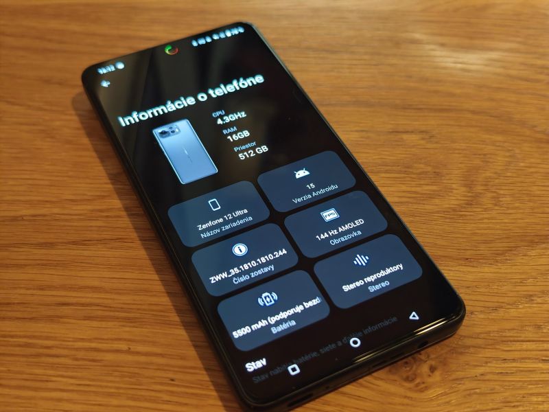 Asus Zenfone 12 Ultra - ide si svojou cestou | pc.sk